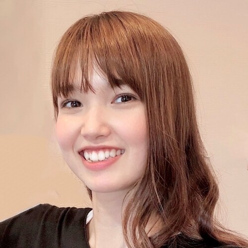 「ヘアミルク」の正しい使い方は？ヘアオイルとはどう違う？ | ヘアケア | LICOLO - 髪から自分を好きになる